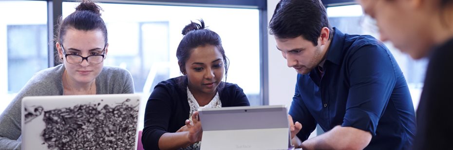 BA (Hons) in Business Management and International Relations at Oxford ...